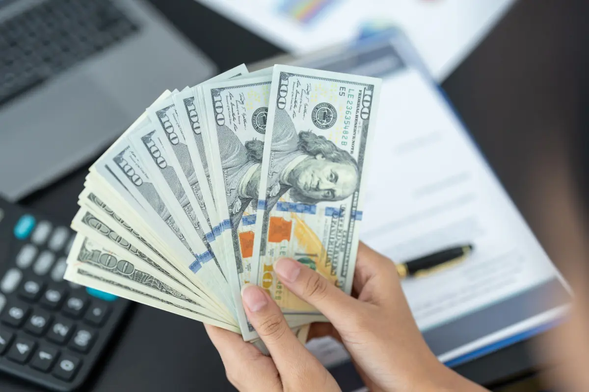 Family Loan: How to Lend Money to Family | BuddyLoans.com